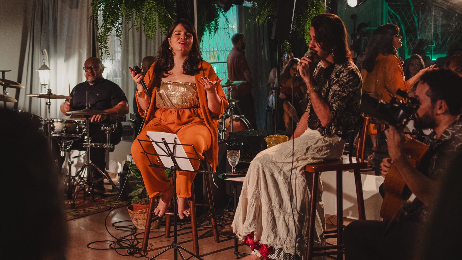 Programação cultural de setembro com teatro, cinema, shows e arte ...